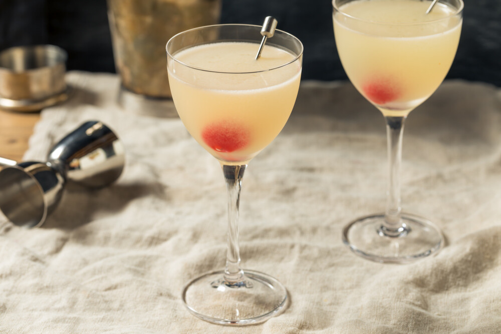 Casino cocktail recipe - Make Me a Cocktail