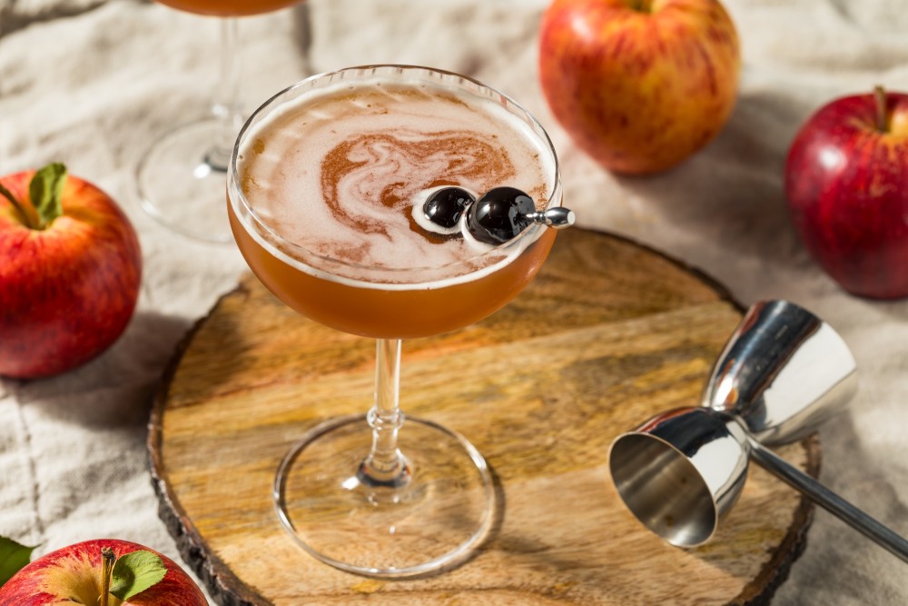 Doctor cocktail recipe - Make Me a Cocktail