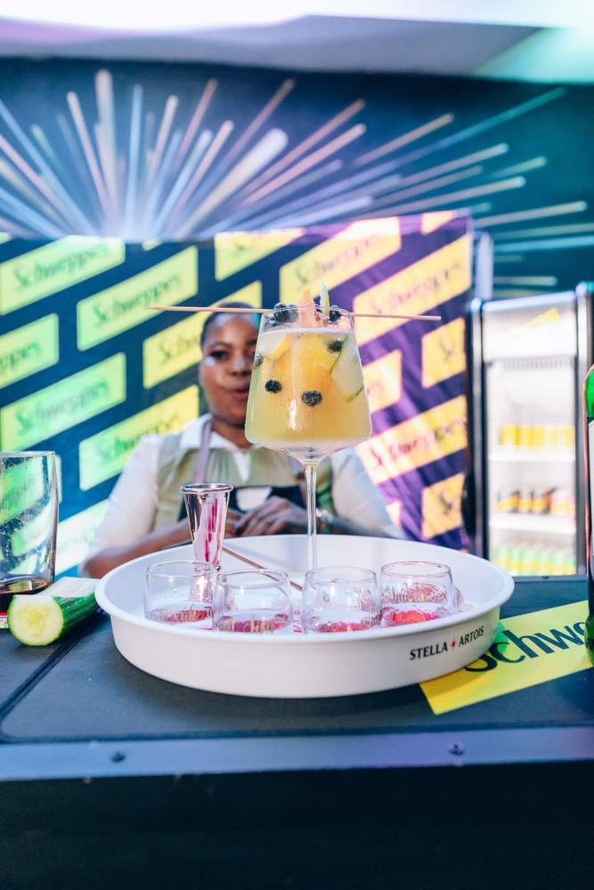 The Robust Splurge cocktail recipe - Make Me a Cocktail