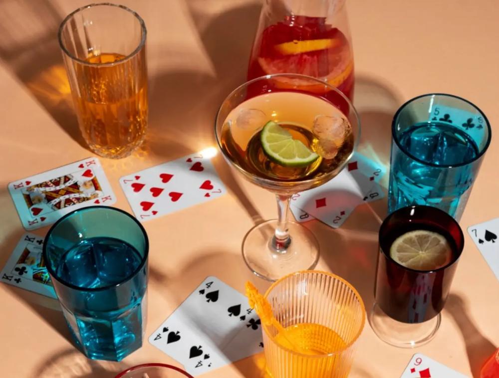 Raise a Glass to Lady Luck: Best Cocktails for Casino Lovers - Blog ...